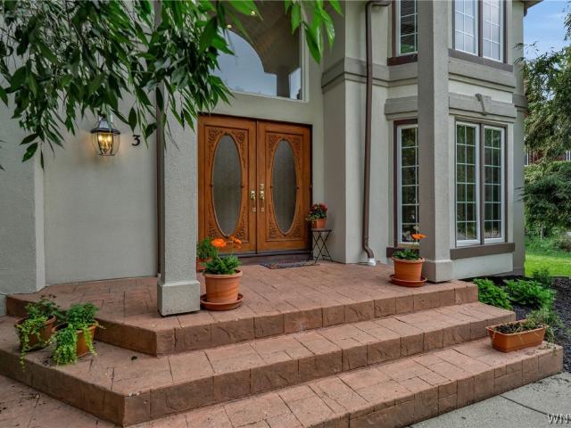 3 Silver Maple Court