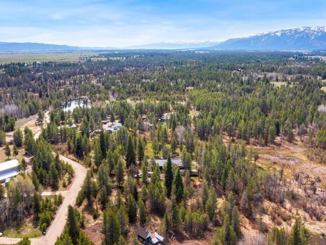 3 Smylie Ct, McCall, ID 83638