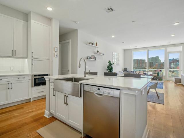3 Somerset Lane 404, Edgewater, US, NJ