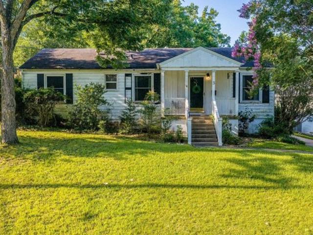 3 Spotwood Rd, Little Rock, AR 72207