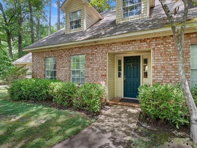 3 Spring Valley Ln, Texarkana, AR 71854