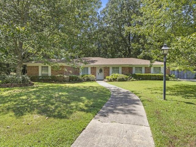3 Springcreek Rd, Texarkana, TX 75503