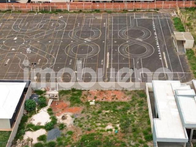 3 Terrenos a venda no Setor de Chácaras Abreu, escriturado e documentado