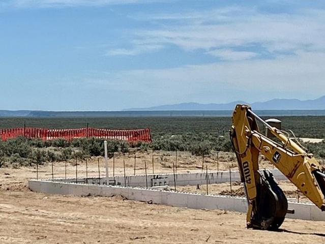 3 Tiny Turns Ct, El Prado, NM 87529