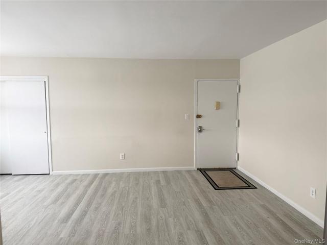 3 Toms Point Ln, Unit A, Port Washington, NY 11050 | MLS #966917 | Compass