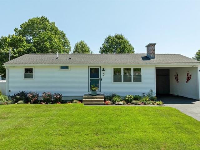 3 Trafford Rd, Hampton, NH 03842