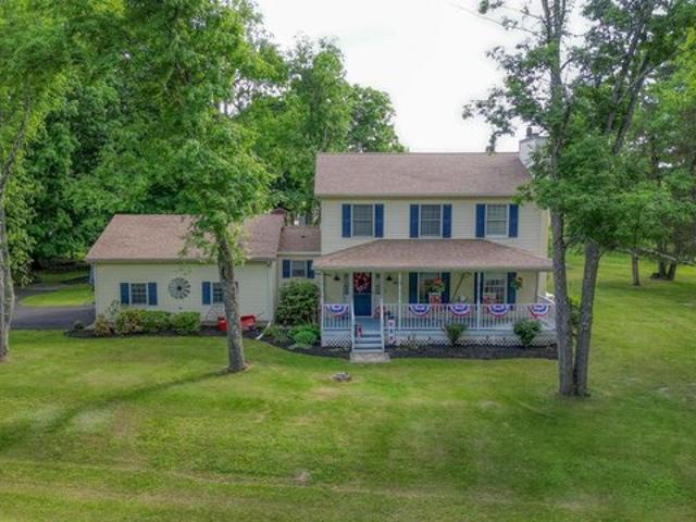 3 Unity Ln, New Paltz, NY 12561