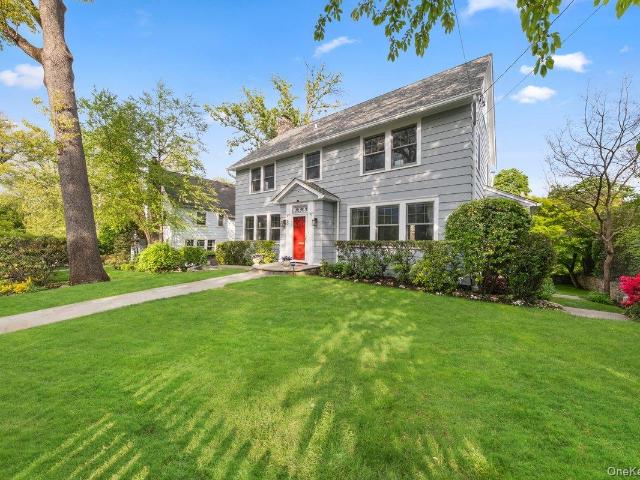 3 Vanderburgh Avenue