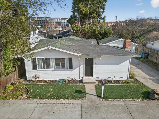 3 Vera Court