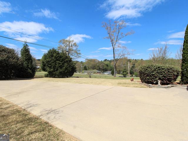 3 View Drive SE