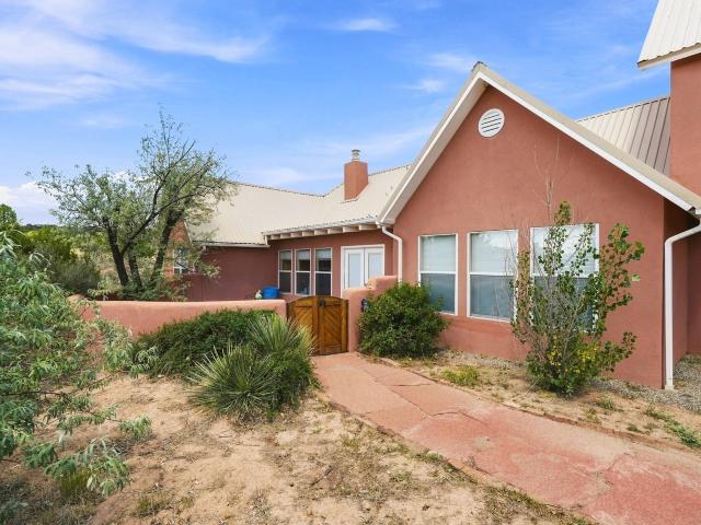 3 Vista Drive