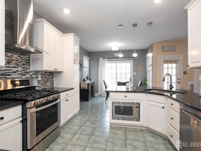 3 Wycklow Drive