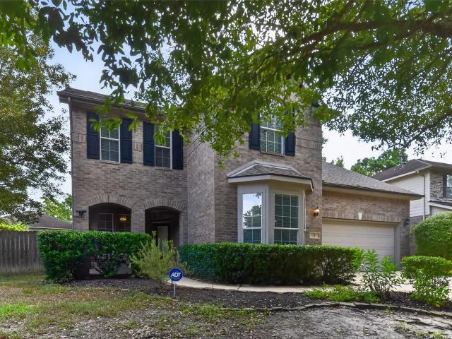 3 W Archwyck Circle