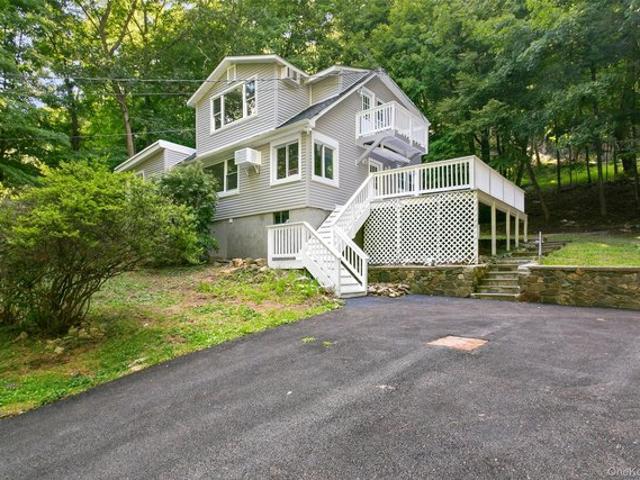 3 W Main St, Goldens Bridge, NY 10526