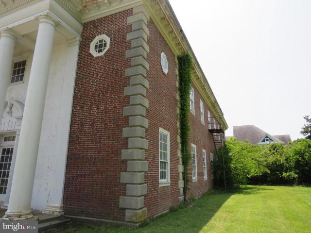 3 W Main Street