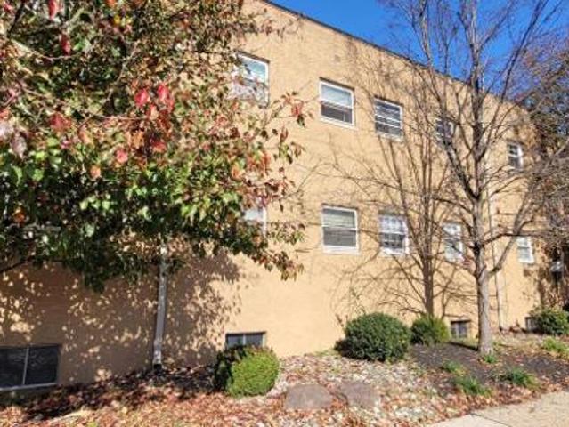 3 W Park Ave #APT 10, Oaklyn, NJ 08107