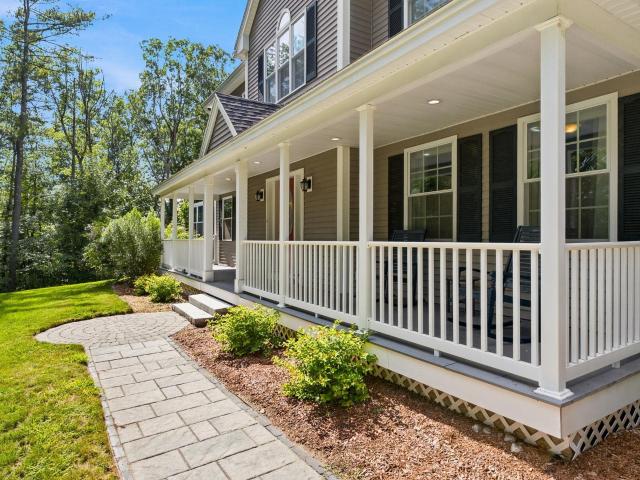 3 Wadsworth Drive