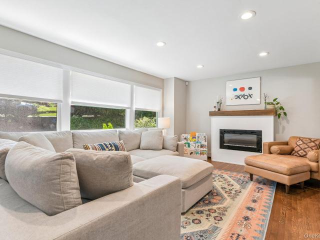 3 Walnut Place