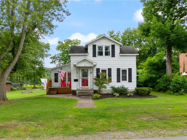 3 Walnut Street S