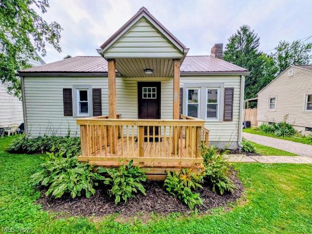3 Walker Ave