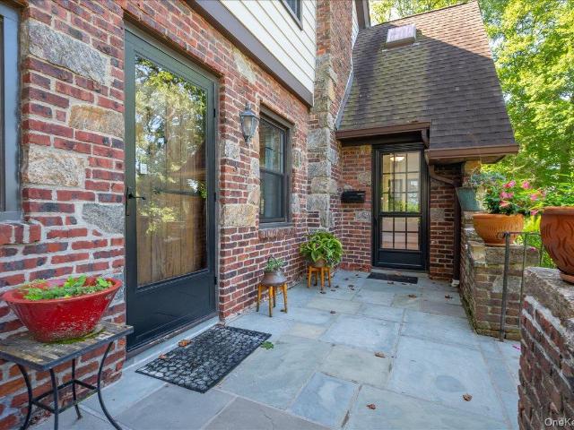 3 Walworth Terrace