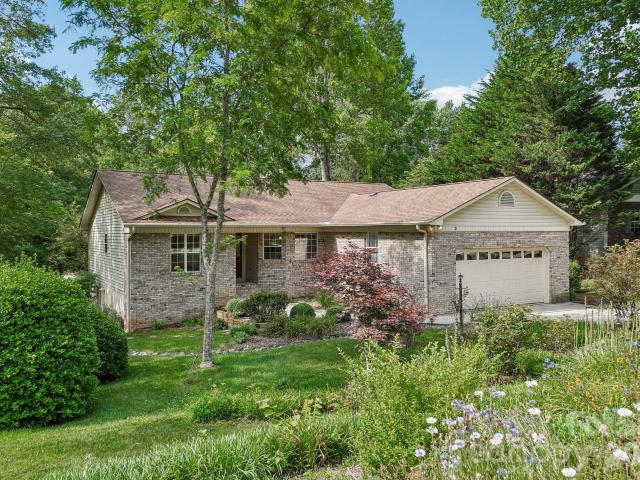 3 Wentworth Court