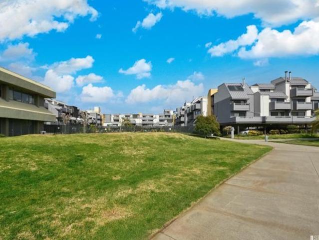 3 West Embarcadero #345, Oakland, CA 94607