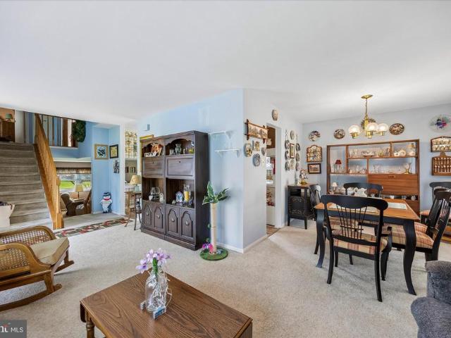 3 Willow Court