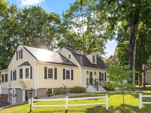 3 Winn Ter, Northborough, MA 01532