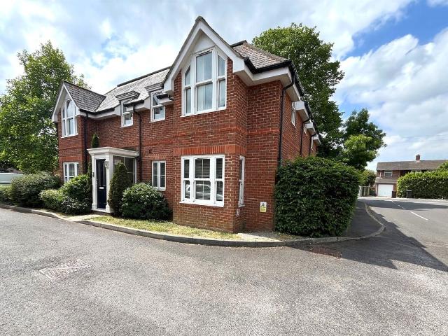 3 Windmill House, Geranium Gardens, Denmead, Waterlooville, Hampshire PO7, 2 bed flat to rent, £1,250 pcm | PrimeLocation