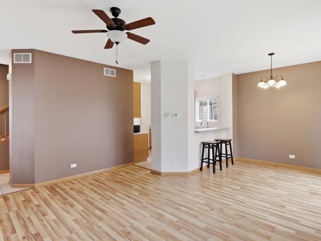 3 Windsor Circle # A