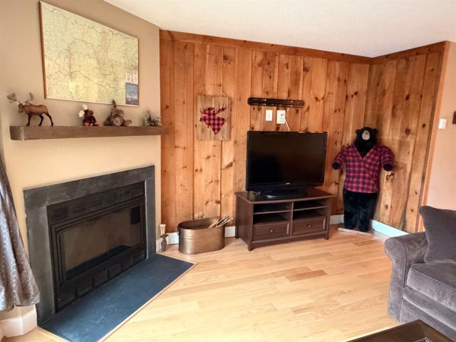3 Windsor Hill Way # D33