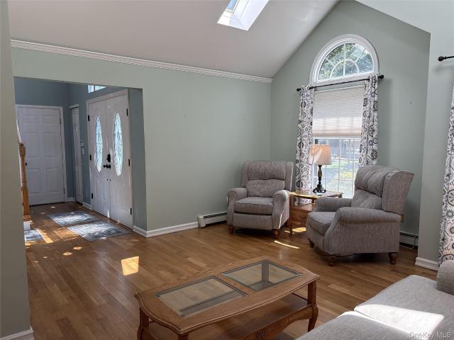3 Woodhollow Court