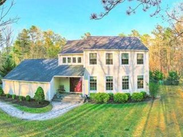 3 Yardley Dr, Medford, NJ 08055