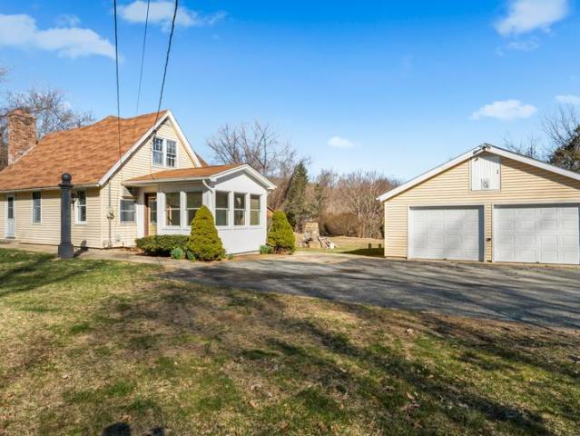 3 Yorkshire Street, Norwich, CT 06360