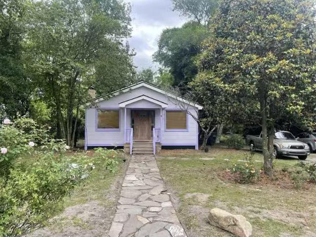 $3,049 3 Bedroom 2 Bathroom House In Park Circle With Great.