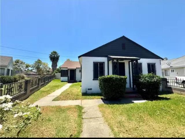 $3,000 2 Bedroom 1 Bathroom Apartment in Compton with Great.
