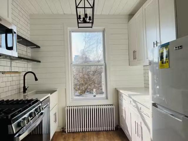 $3,000 2 Bedroom 1 Bathroom Apartment In Pleasantville With.