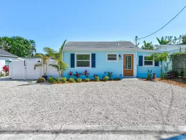 $3,000 3 Bedroom 2 Bathroom House In North Palm Beach With G.