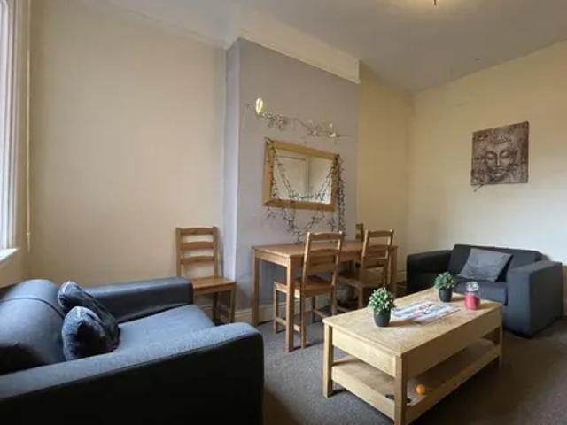 3 19 Harold Road, Birmingham, B16 9DN, United Kingdom | Room for rent #140544039 | Rentberry