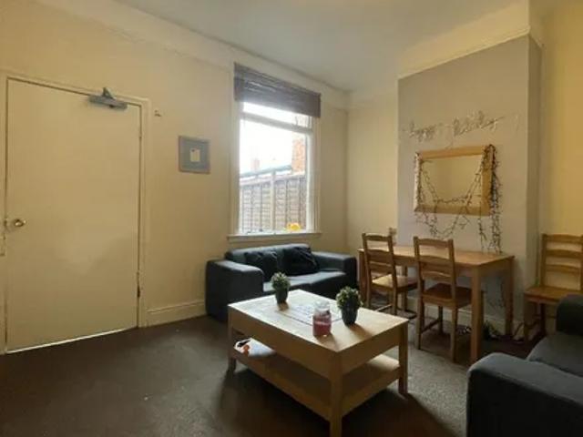3 19 Harold Road, Birmingham, B16 9DN, United Kingdom | Room for rent #115019291 | Rentberry