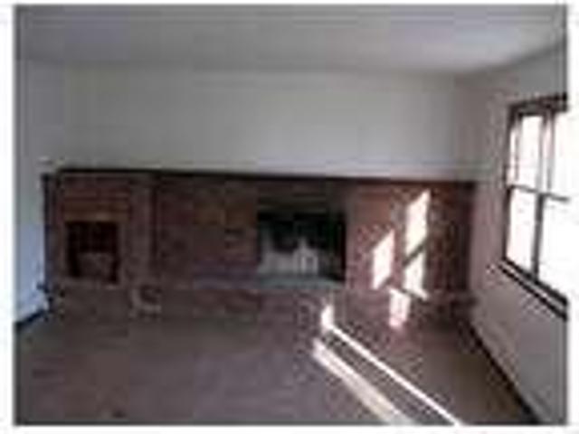 $3,100/mo convenient location