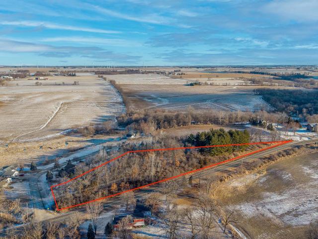 3.105 Acres County Road P