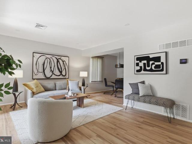 3 13 Aspen Way