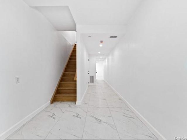 3 24 125th Street, Unit 322
