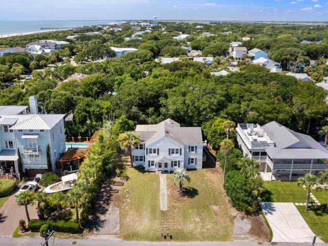 3 26th Avenue