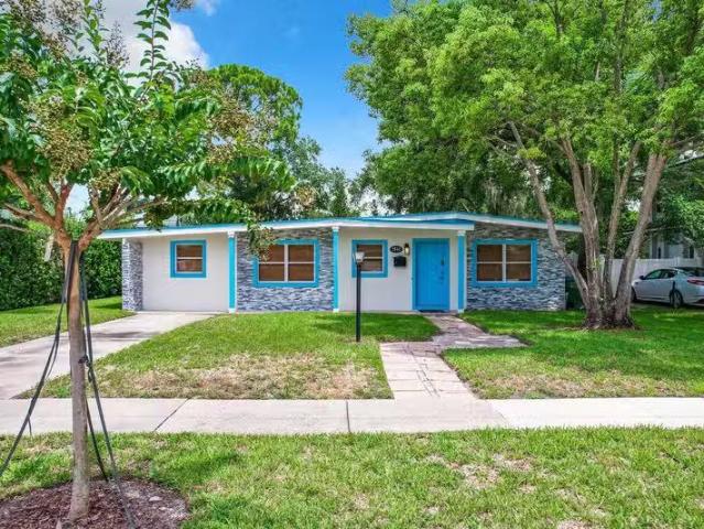 $3,200 4 Bedroom 2 Bathroom House In Winter Park With Great.