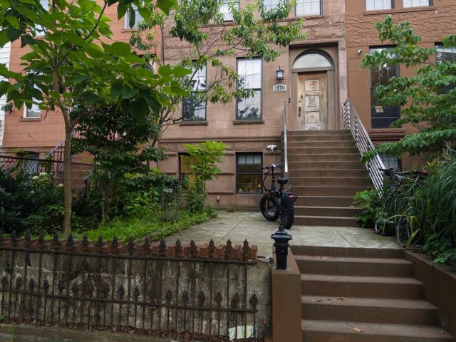 $3,200 / mo · 2 BR Garden Apartment · Bed Stuy
