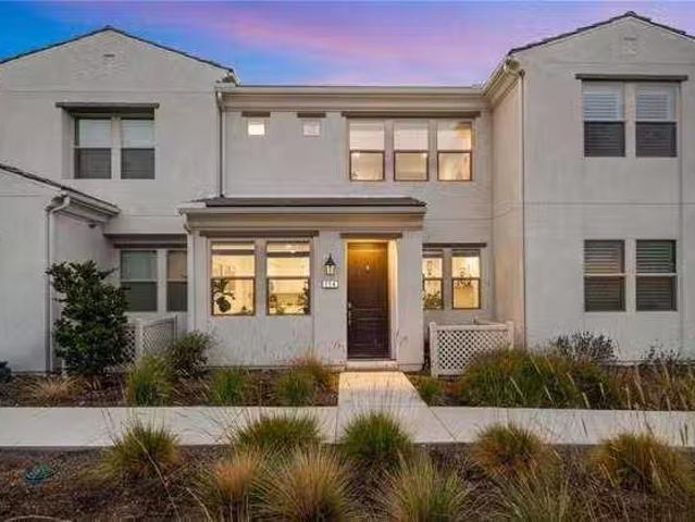 $3,300 3 Bedroom 2.5 Bathroom Townhouse In Brand New Develop.
