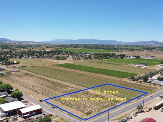 3.32 E Midvalley Rd, Enoch, UT 84721
